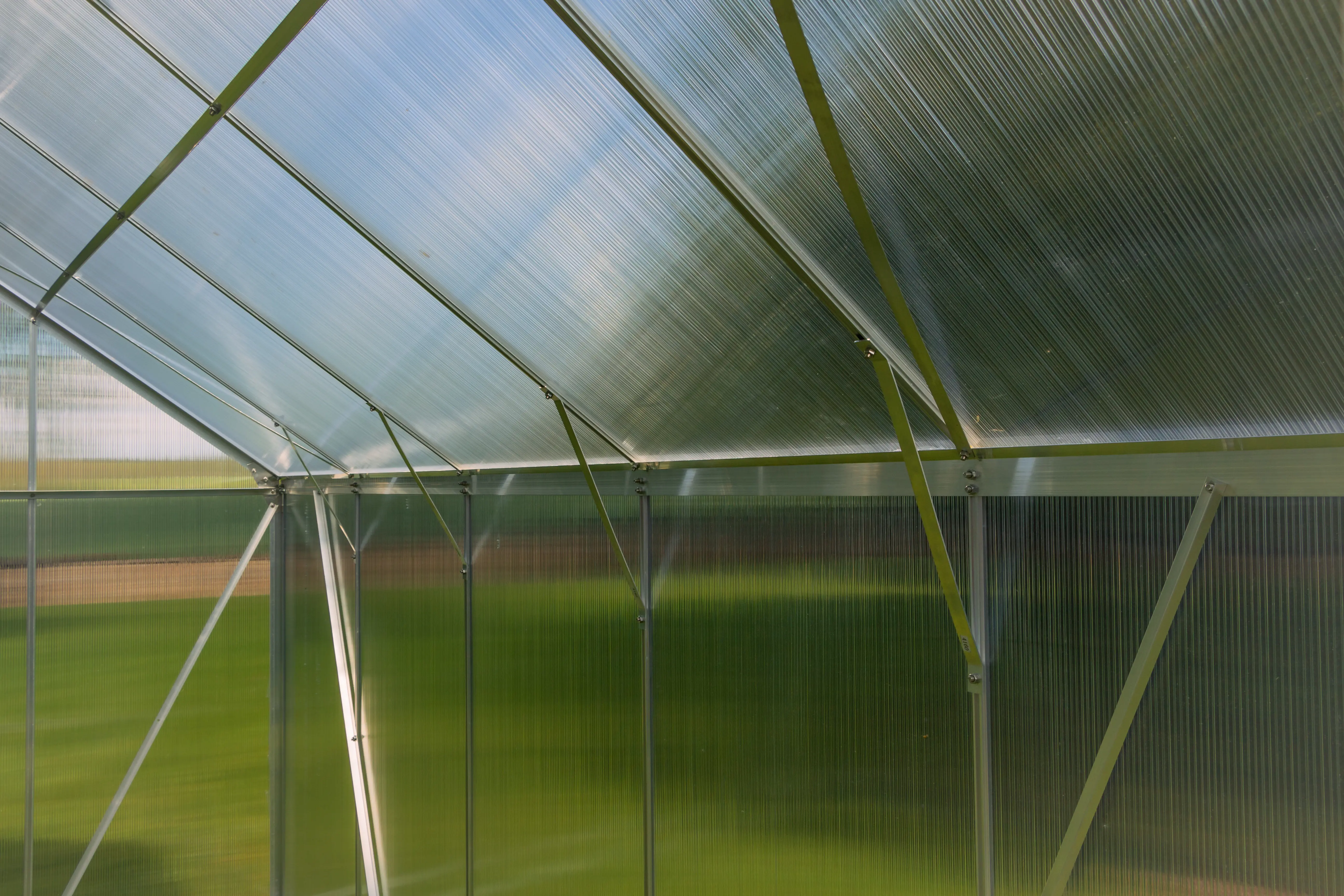 polykarbonátový skleník PREMIUM 3,1 x 2,54 m + ocelová základna